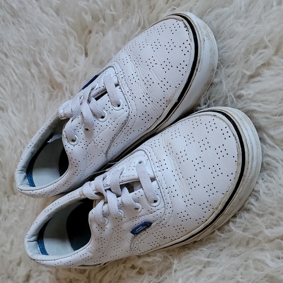 Vans | Shoes | Vans Classics Laser Cut Perforated Leather Lace Up Low ...